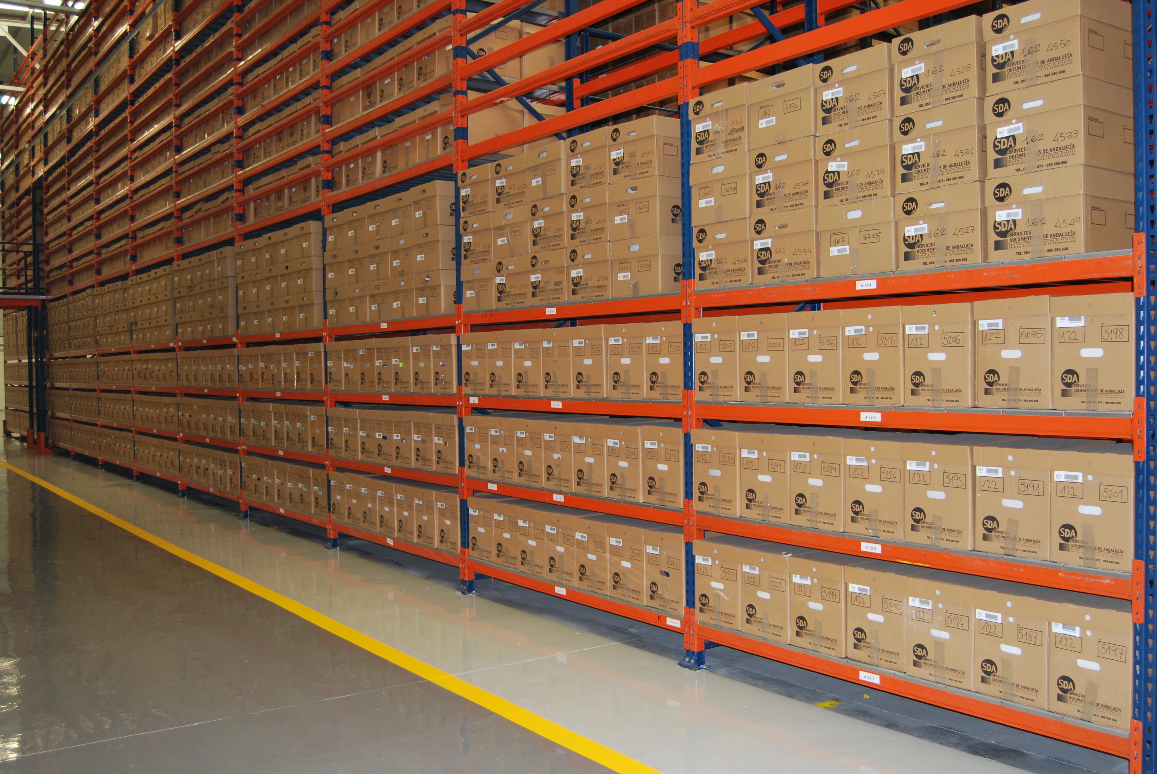 Almacén de archivos - Servicios Documentales de Andalucía